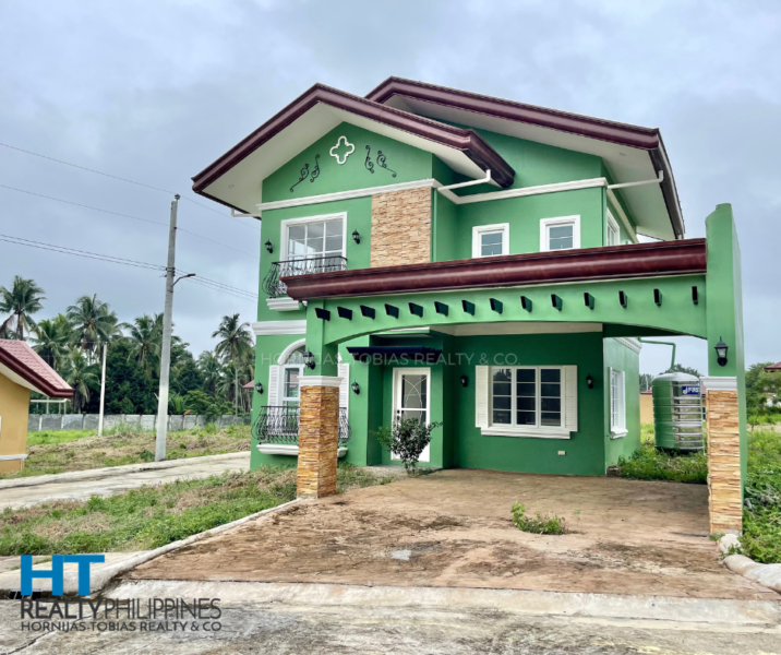Inside Loridana House at The Gardens at South Ridge, Catigan, Toril ...